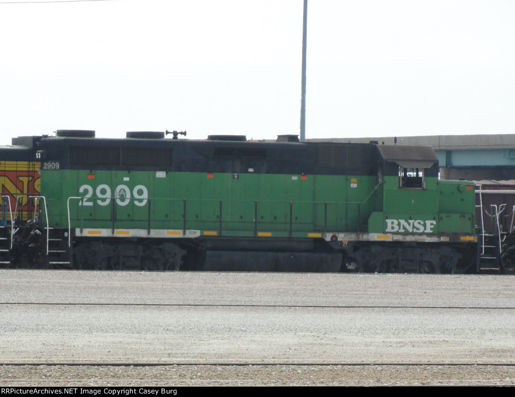 BNSF 2909